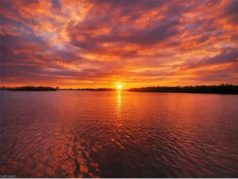 39 Doubloon WAY FORT MYERS BEACH FL 33931 MLS #2026002066