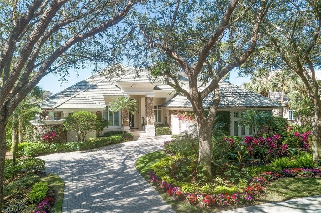 Collier's Reserve Real Estate in Naples, FL | Golf Homes in Naples FL.