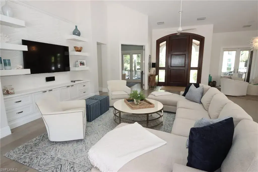 875 Gulf Shore BLVD S NAPLES FL 34102 MLS #226004333